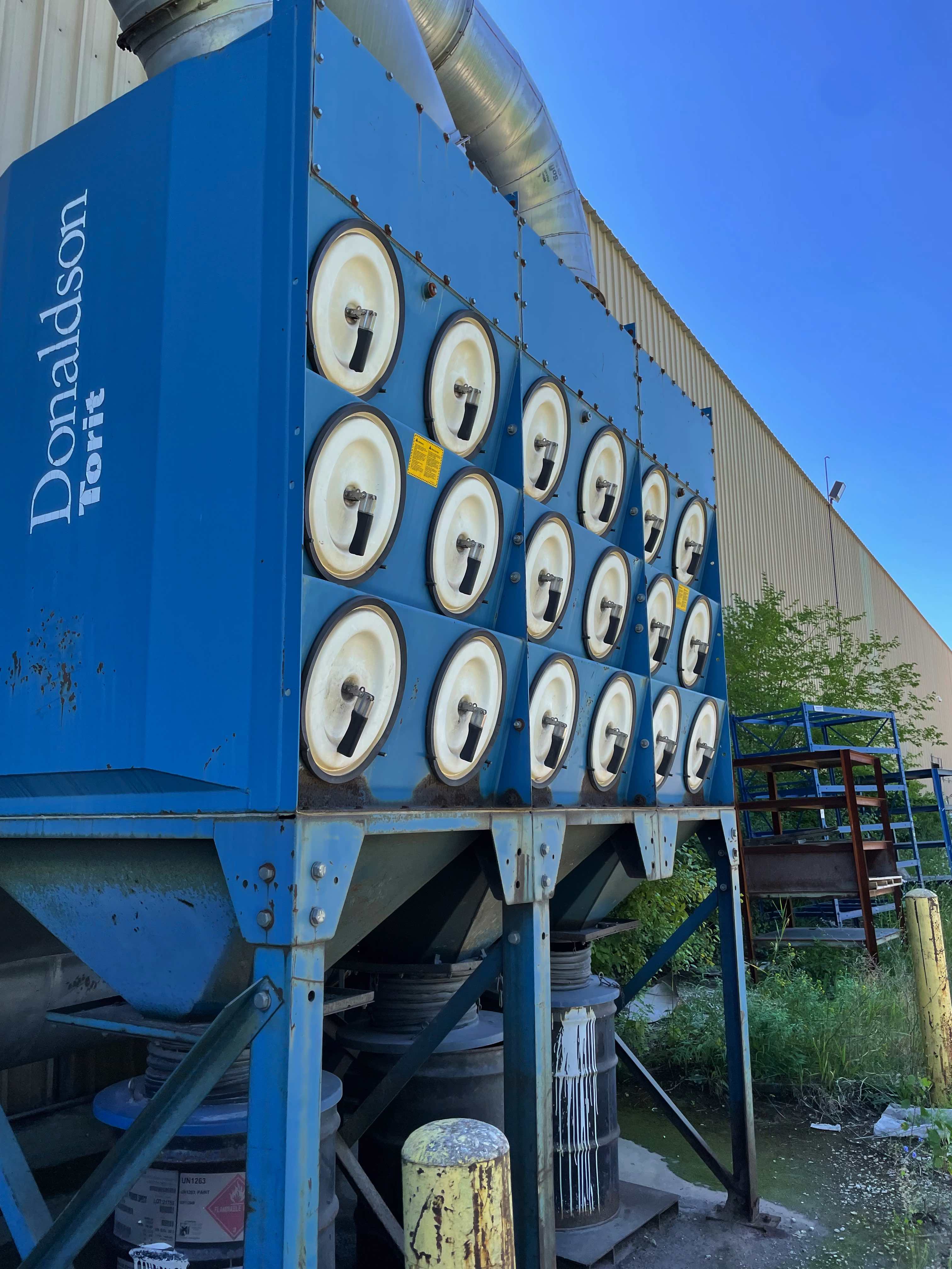 Dust Collector: Donaldson Torit DFO3-36 Dust Collector