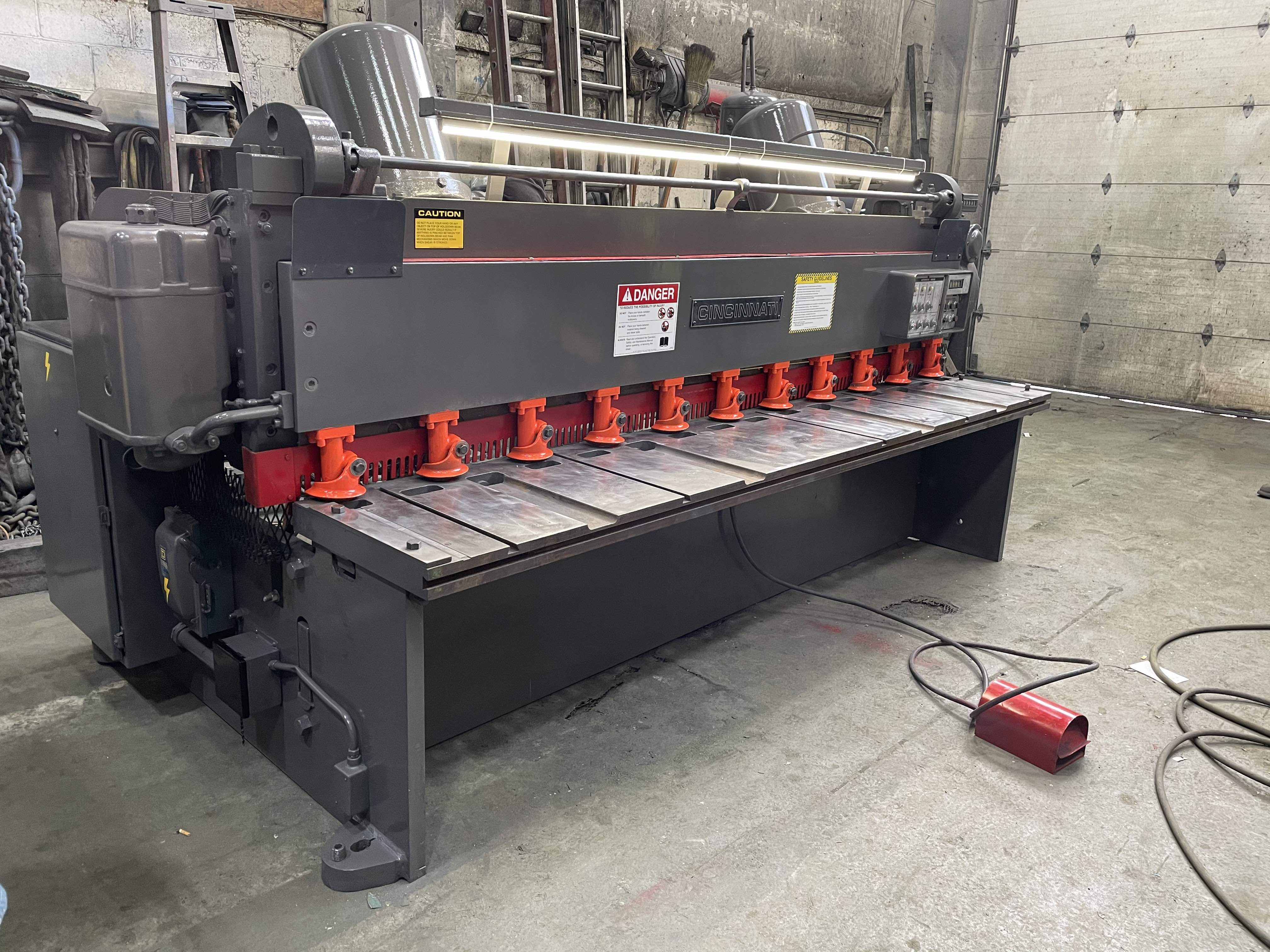 Shears: 1/4" X 10' Cincinnati Model 1810 Mechanical Power Squaring Shear