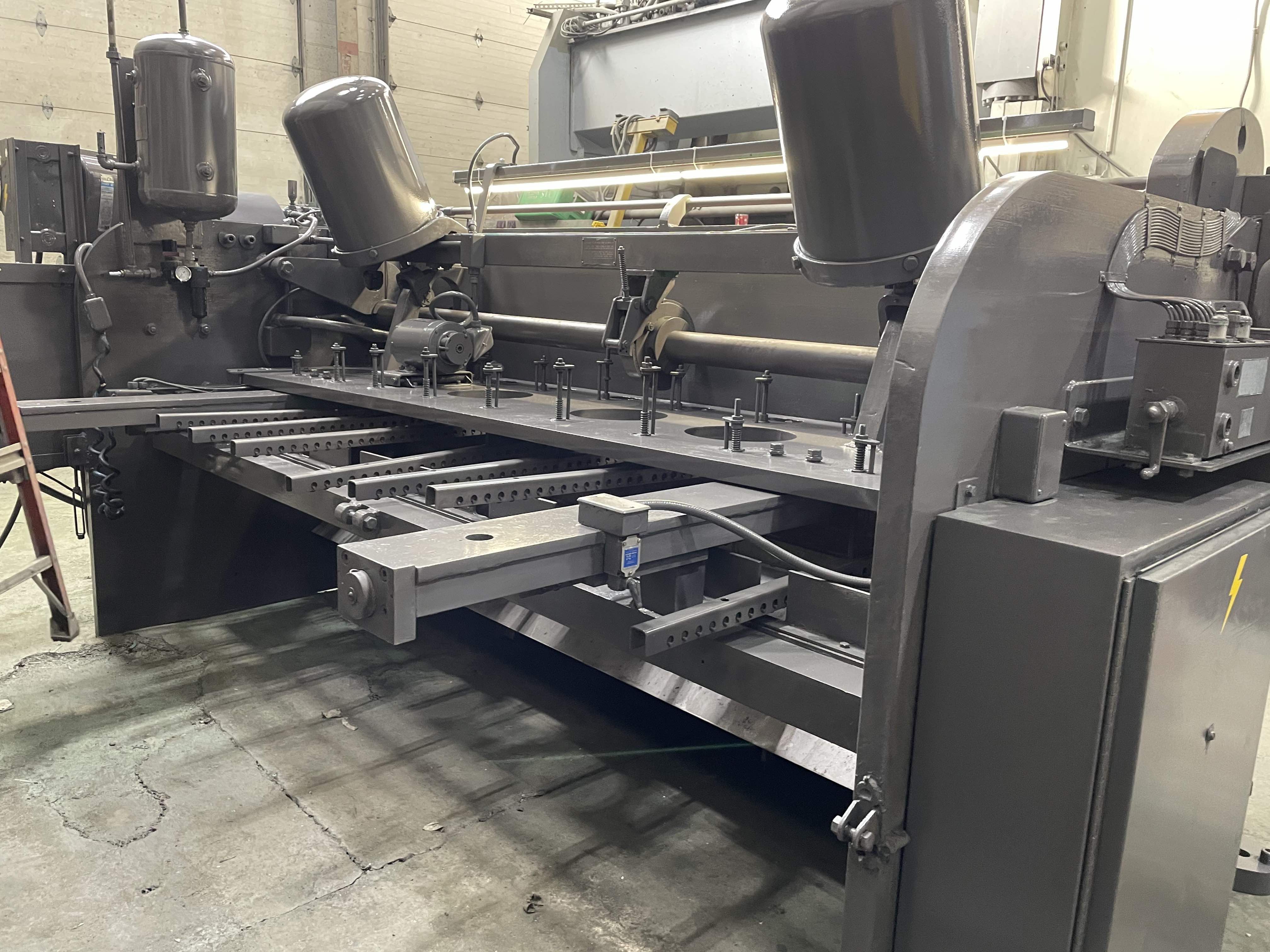 Shears: 1/4" X 10' Cincinnati Model 1810 Mechanical Power Squaring Shear