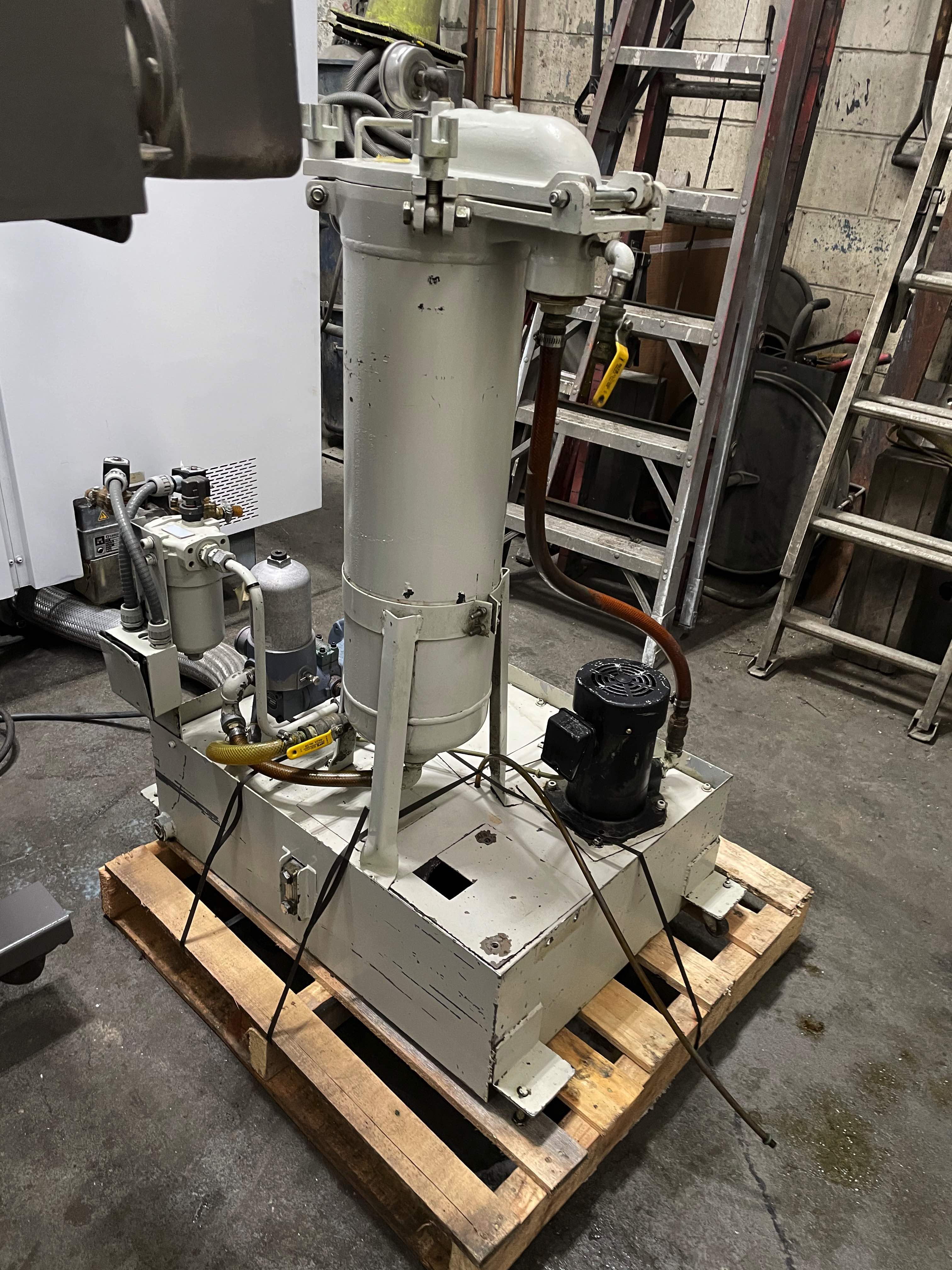 Lathes: Hitachi Seiki CH250 Super HiCell CNC Lathe